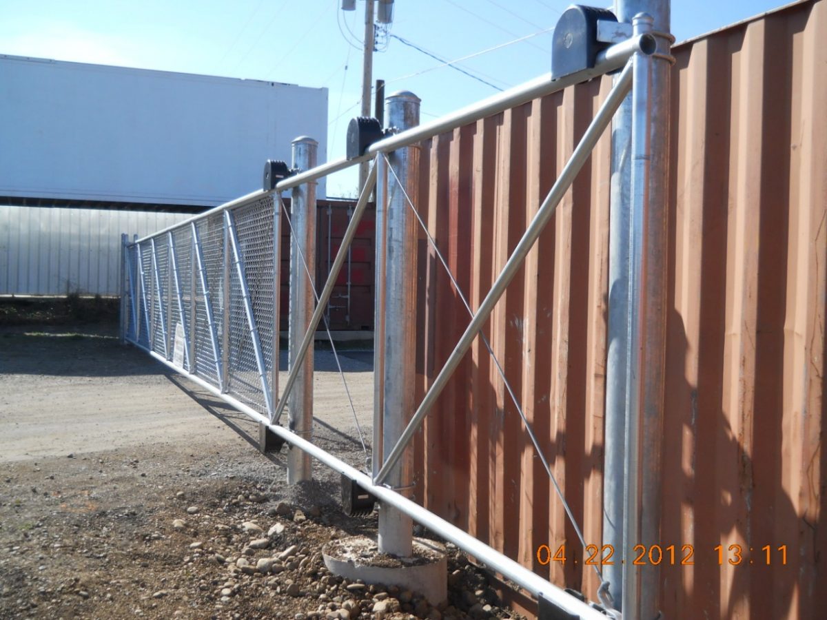 Commercial and Residential Fencing - Angler Fencing