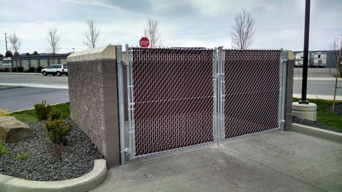 Double Drive Chain Link Dumpster Gate with Slats - Angler Fencing
